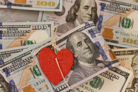 The Root of All Evil? 10 Bible Verses About The Love of Money ...